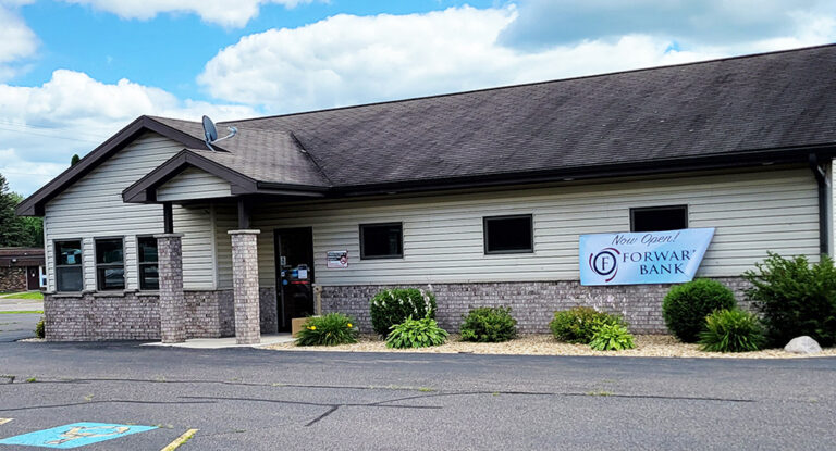 Locations in Wisconsin & Minnesota | Forward Bank